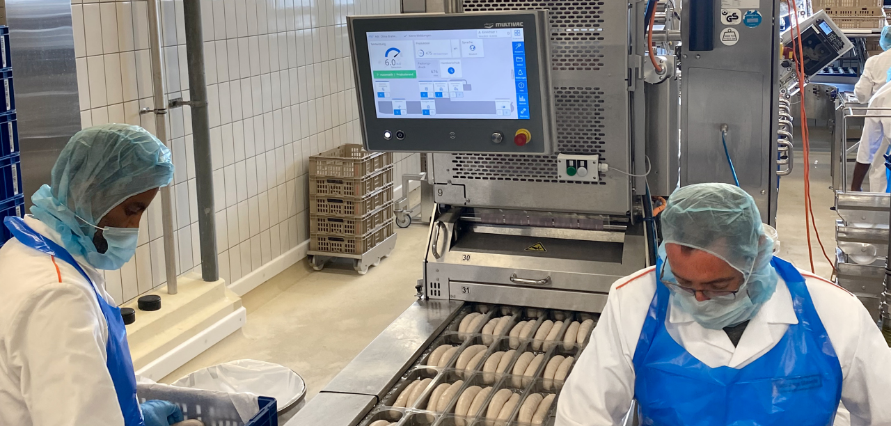 Nouvel emballage pour la saucisse nationale suisse | MULTIVAC