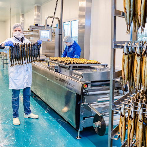 Sustainable packaging concept for fish specialities | MULTIVAC ...